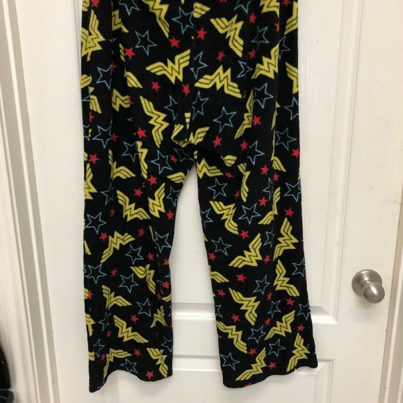 Wonder Woman | Pants & Jumpsuits | Wonder Woman Fleece Pajama Lounge ...